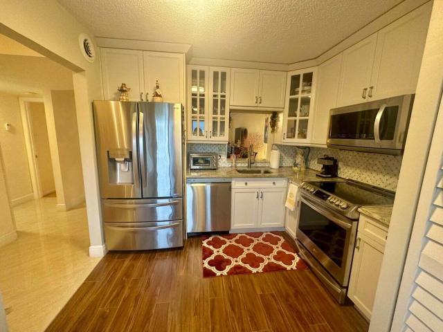 14773 Cumberland Dr, Delray Beach, FL 33446 | MLS #R11161 | Compass