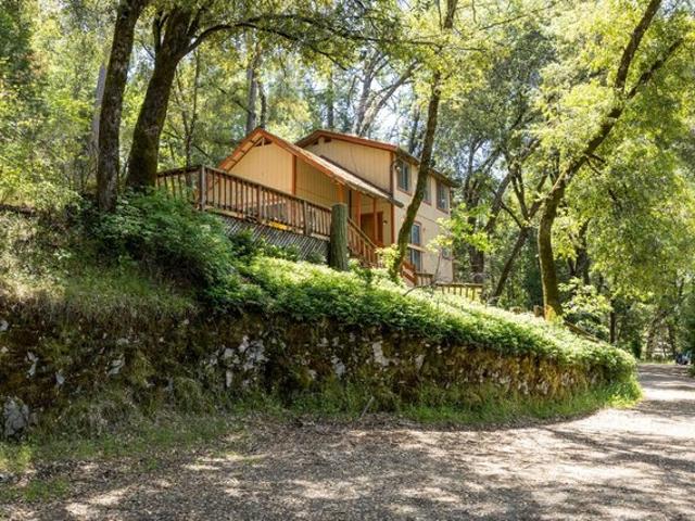 14772 River Ln, River Pines, CA 95675
