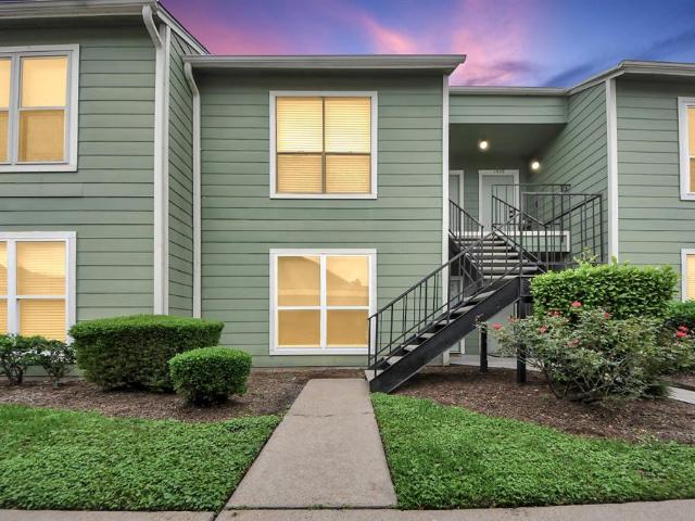 14777 Wunderlich Drive, Unit 1906