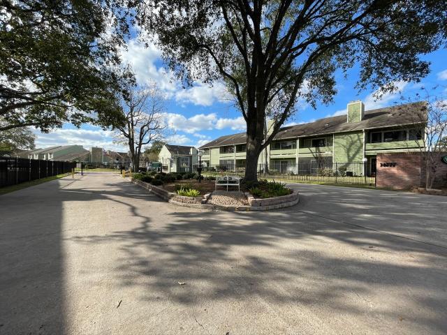 14777 Wunderlich Drive 2105