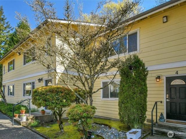14777 NE 51st St Unit L4, Bellevue, WA 98007