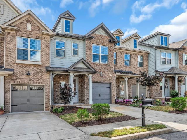 1477 Channing Dr