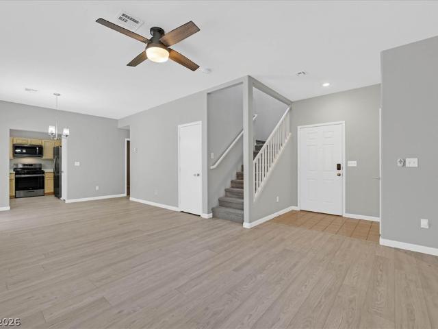1477 Summer Glow Avenue