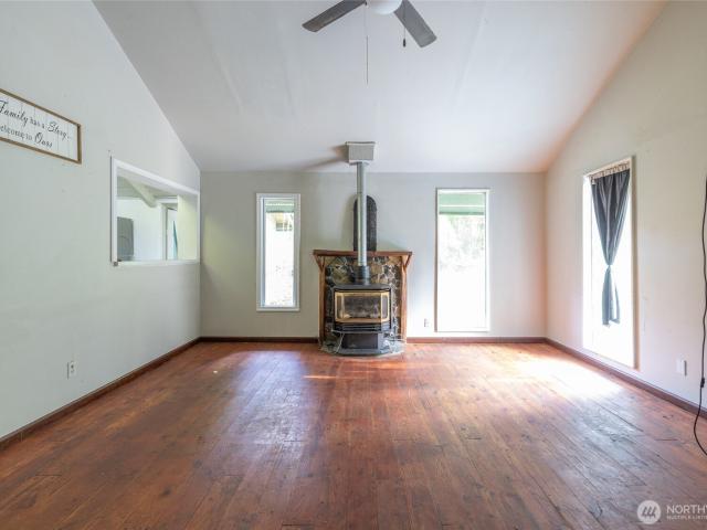 14784 Mountain View Lane