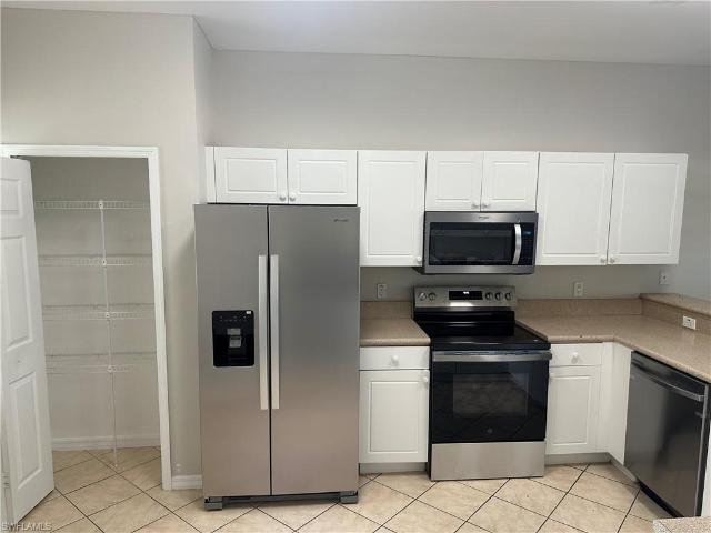14784 Pinnacle Pl, Unit 60, Naples, FL 34119 | MLS #226009 | Compass