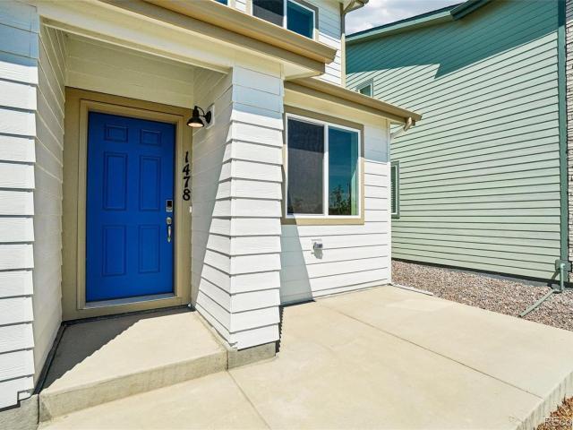 1478 Coral Place