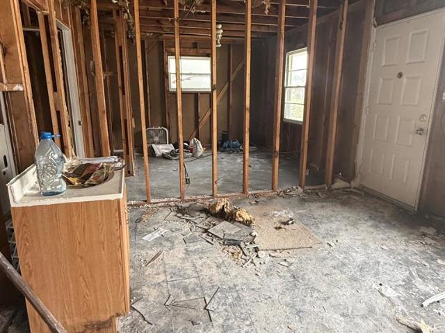 1478 E Harry Avenue