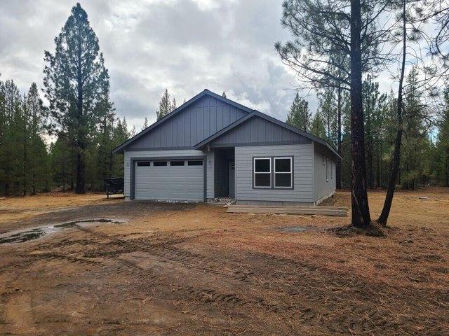 147904 Mabel Dr, La Pine, OR 97739