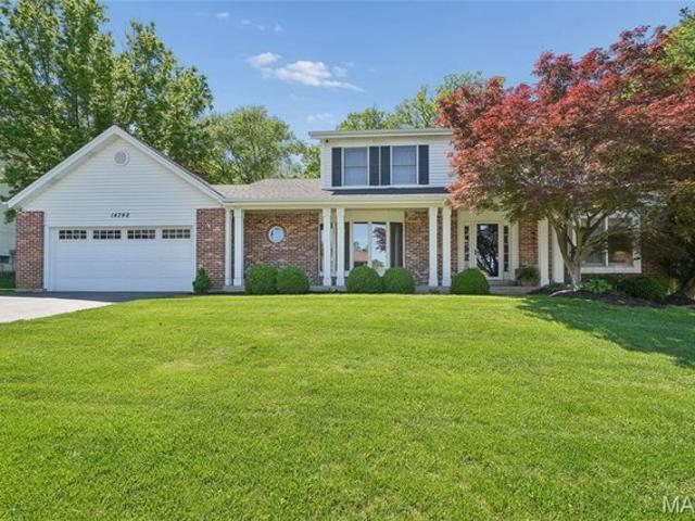 14792 Timberbluff Dr, Chesterfield, MO 63017
