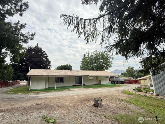 1479 Old Hwy 97