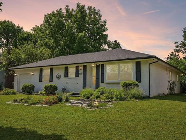 1479 Cottonwood Dr, Columbus, OH 43229
