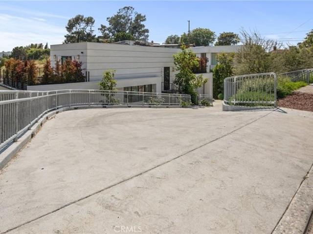 1479 Highgate Ave, Los Angeles, CA 90042