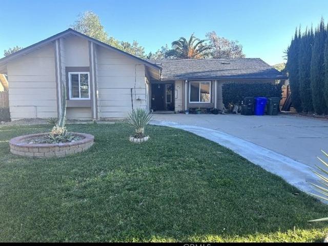1479 Indian Trl, San Bernardino, CA 92407
