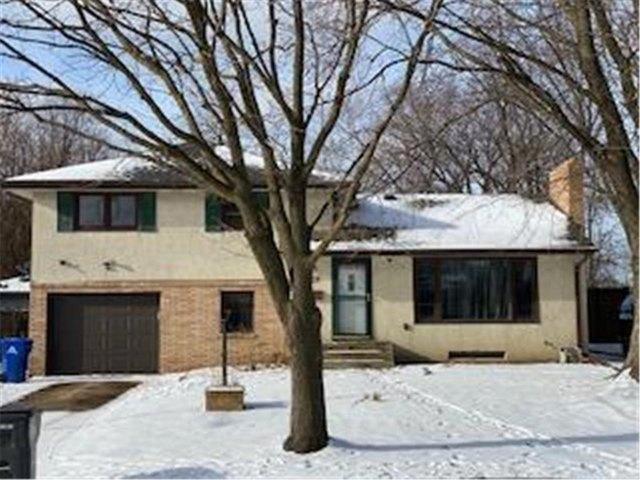 1479 Winthrop St N, Saint Paul, MN 55119