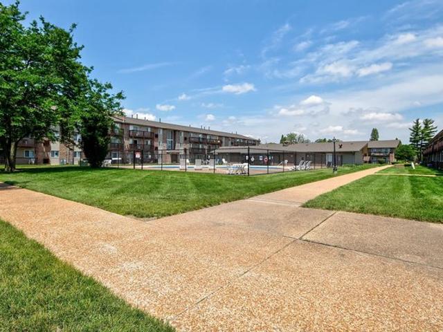 14700 Central Ave, Oak Forest, IL 60452