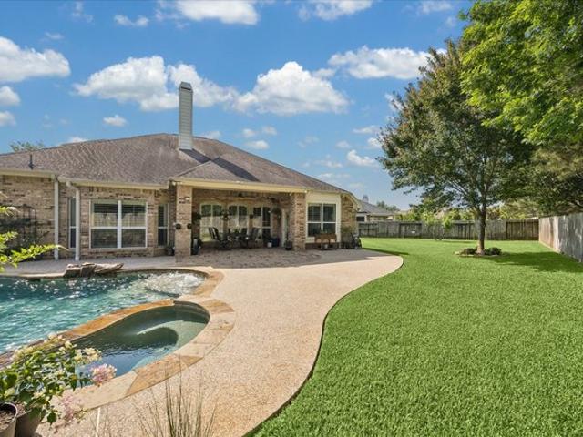 14702 Bronze Finch Dr, Cypress, TX 77433
