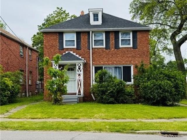 14702 Milverton Rd, Cleveland, OH 44120