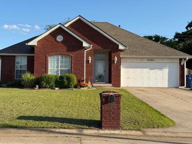 14704 Choctaw Trl, Choctaw, OK 73020