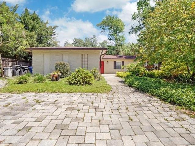 14705 Carnation Dr, Tampa, FL 33613
