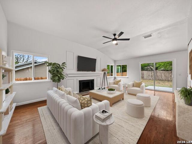14706 Highland Peak