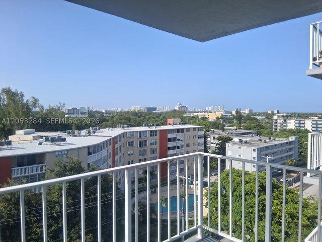 1470 NE 125th Ter Apt 812, North Miami, FL 33161
