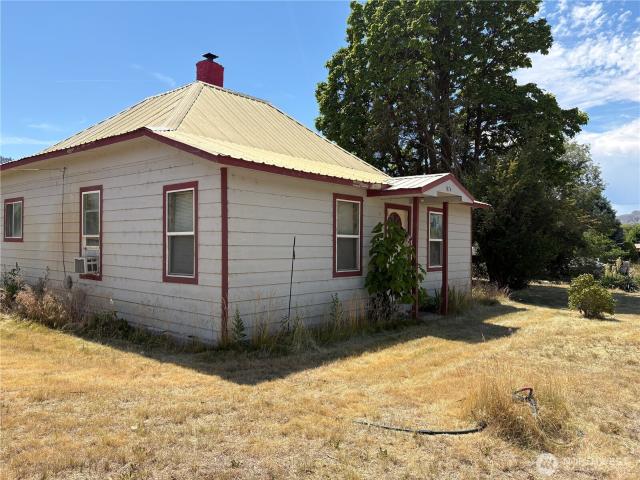 1470 Old Hwy 97