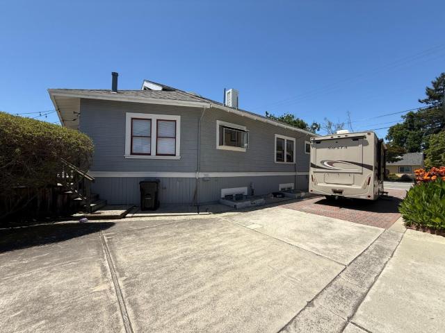 1470 Benton Street