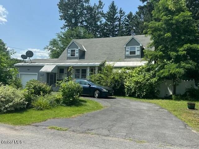 1470 Fern Ave, Rotterdam, NY 12306
