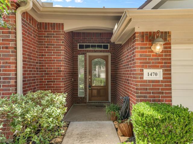 1470 Sherwood Park Circle