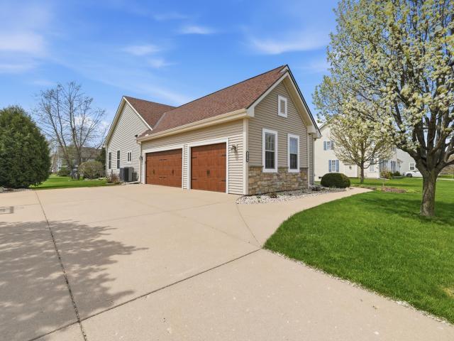 1470 Waters Edge Dr, Oconomowoc, WI 53066 | MLS #1959 | Compass