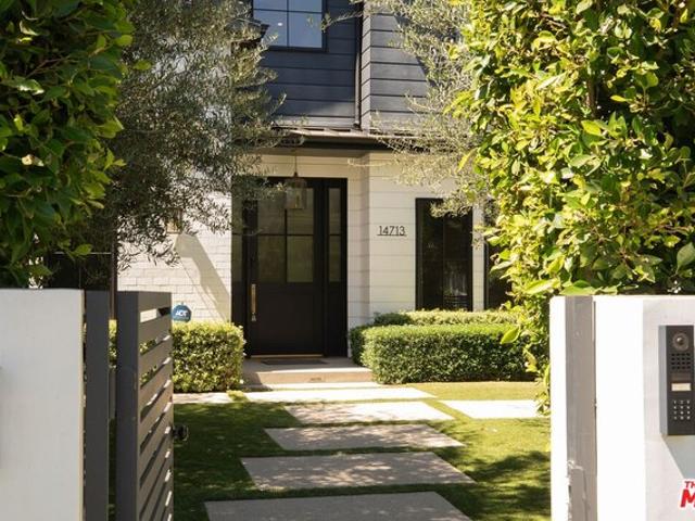 14713 Huston St, Los Angeles, CA 91403