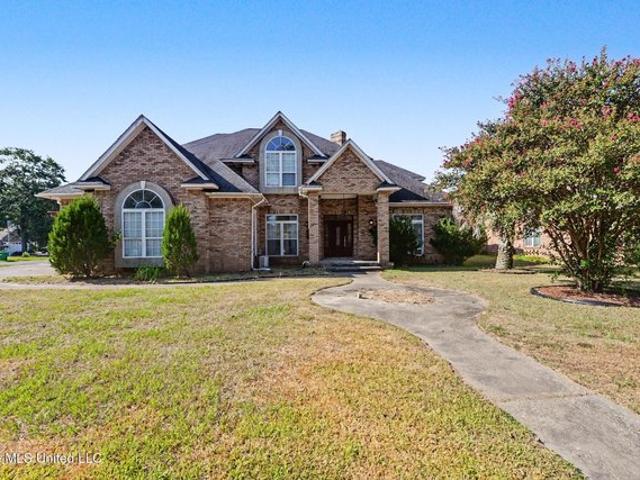 14713 Rue Mornay Dr, Biloxi, MS 39532