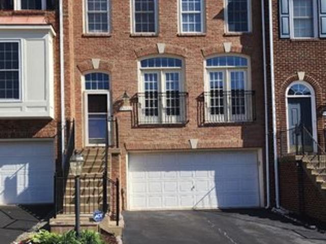 14712 Corner Post Pl, Haymarket, VA 20169