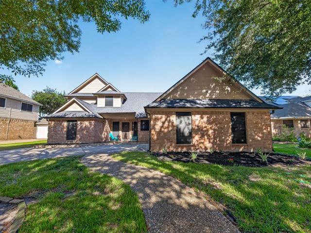 14715 Summerway Ln, Houston, TX 77014