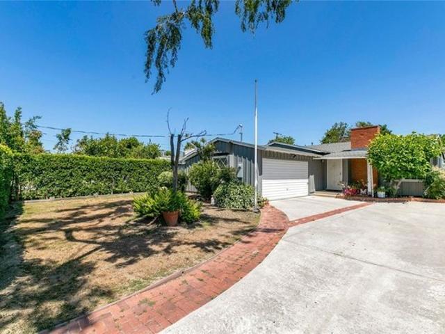14719 Wyandotte St, Van Nuys, CA 91405