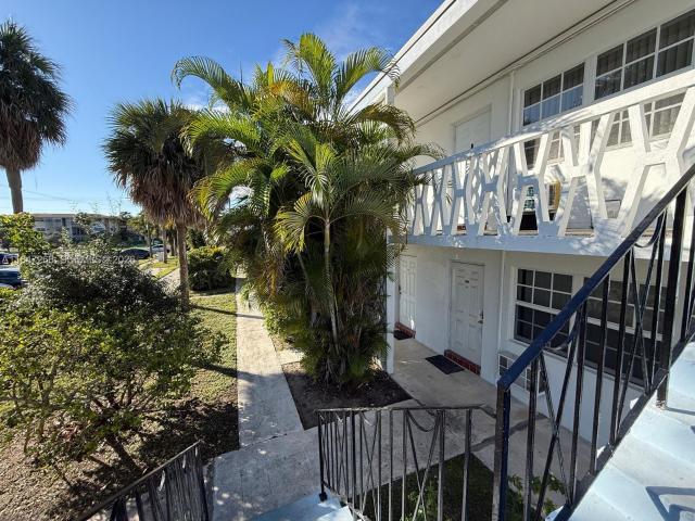 1471 NE 170th St, Unit 215A, North Miami Beach, FL 33162 | MLS #A11847 | Compass