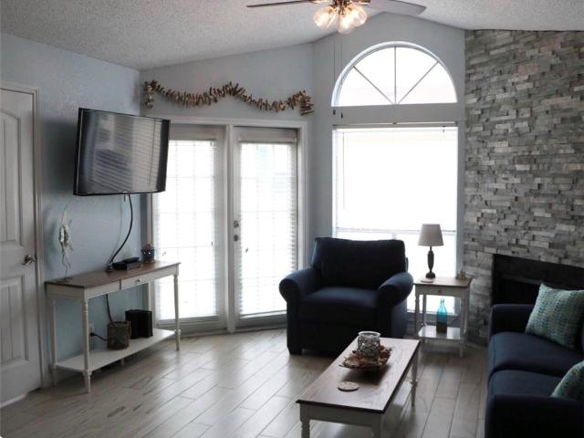 14721 Whitecap Boulevard 316