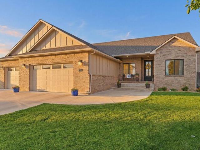 14722 W Moscelyn Ct, Wichita, KS 67235