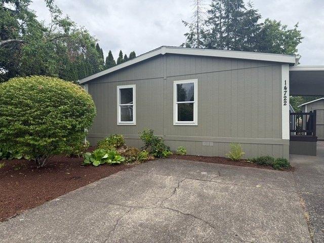 14722 S Plum Dr, Oregon City, OR 97045