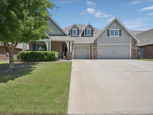 14727 S Urbana Ave, Bixby, OK 74008