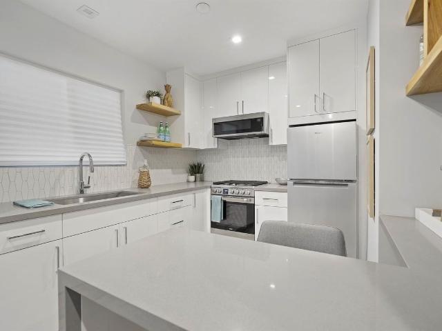 14724 Inglewood Avenue Studio Apartment for Rent at 14724 Inglewood Ave, Lawndale, CA 90260 Lawndale
