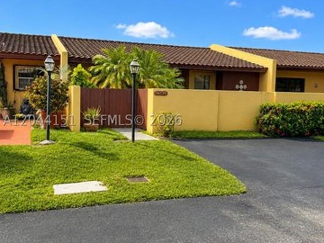 14725 SW 86th Ln, Miami, FL 33193