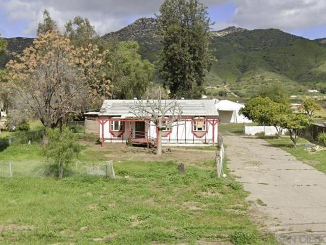14726 El Monte Rd, Lakeside, CA 92040