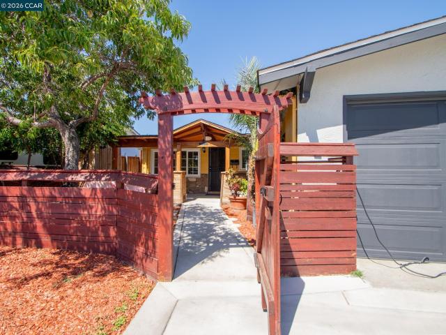 1472 Mount Whitney Dr