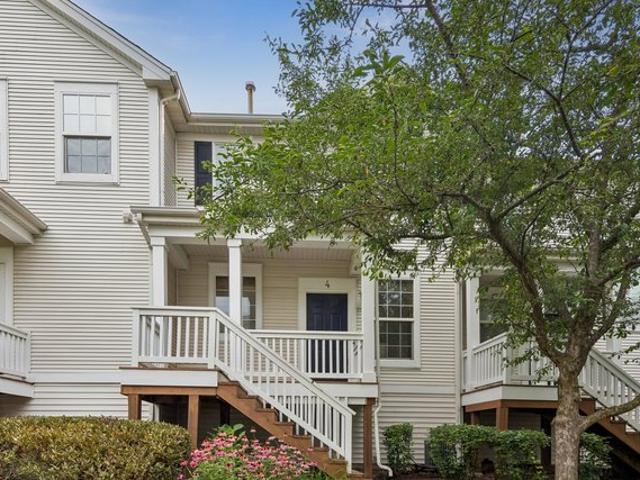 1472 Cambria Dr Unit 4, Dekalb, IL 60115