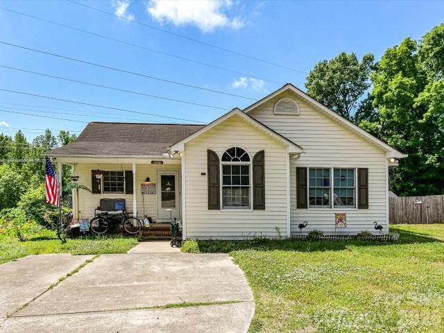 1472 Ridgewood Drive