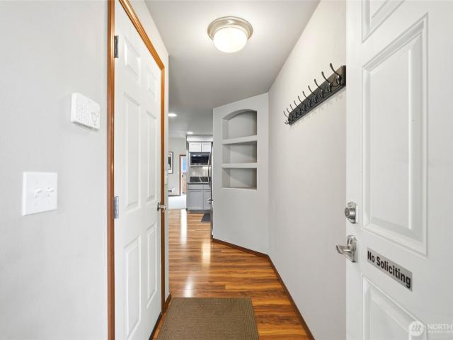 1472 th Avenue NE