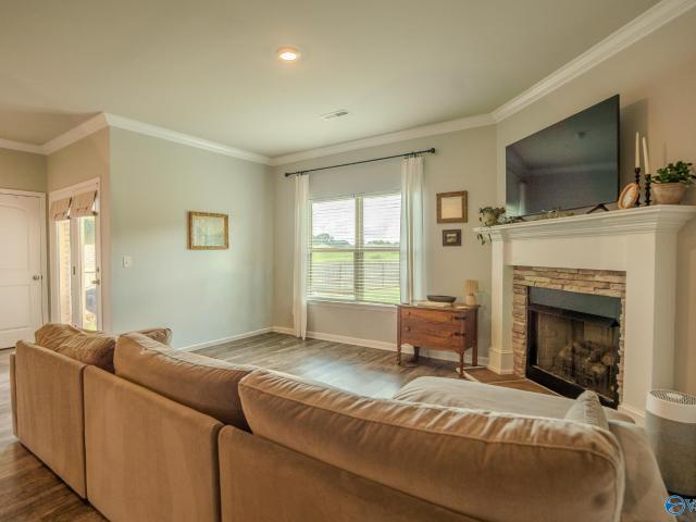 14731 London Lane