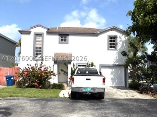 14732 SW 90th Ter, Miami, FL 33196