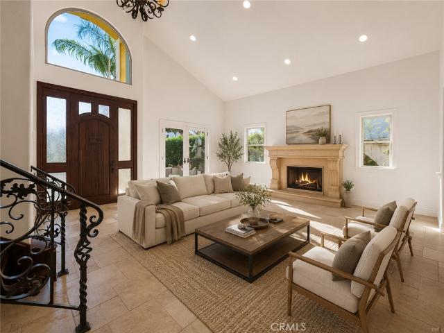 14739 Hesby St, Sherman Oaks, CA 91403 | MLS #SR26138